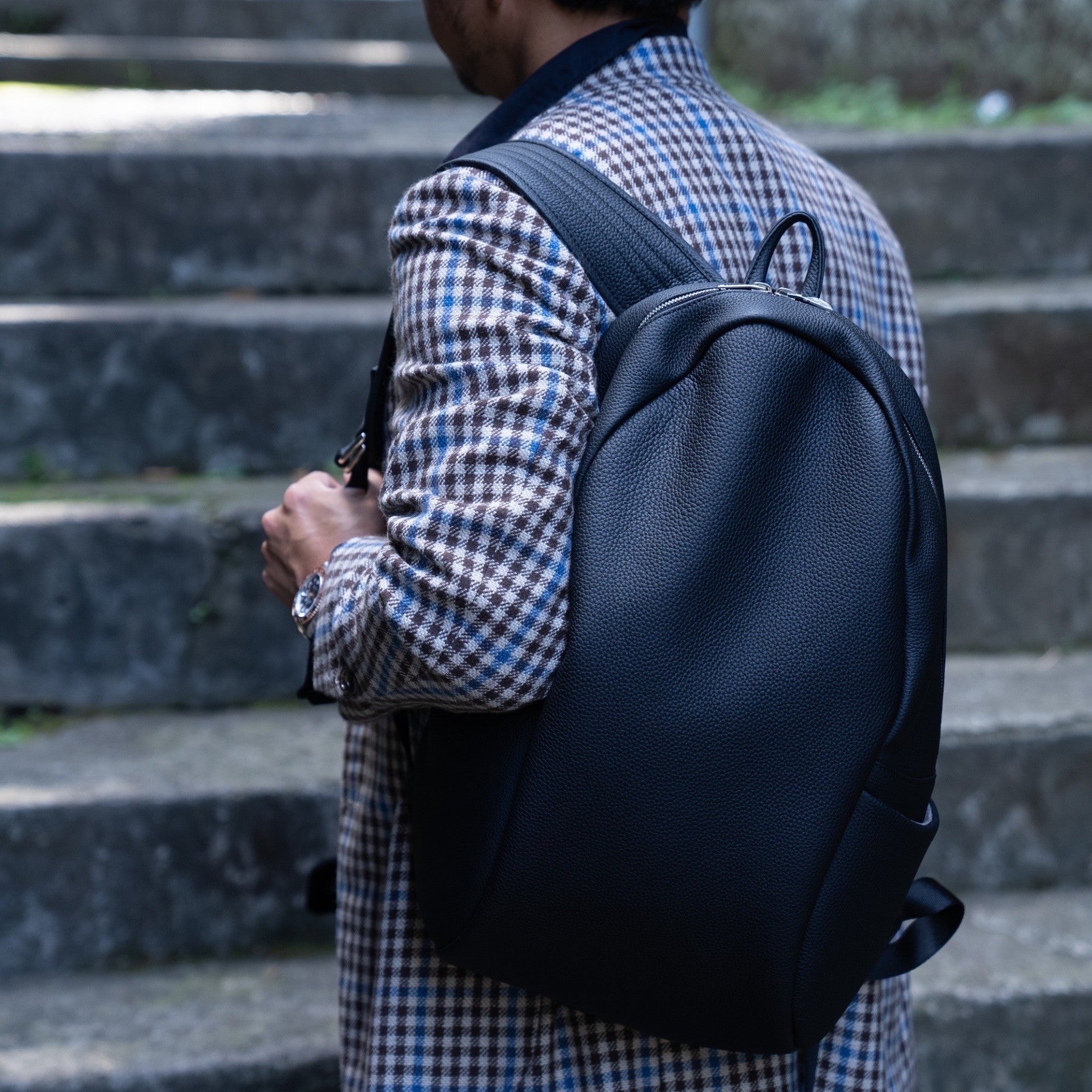 THE SOLE（ザソール）AVVENTURA トリヨン・モーリス バックパック ブラック【MASTERPLAN（マスタープラン）】